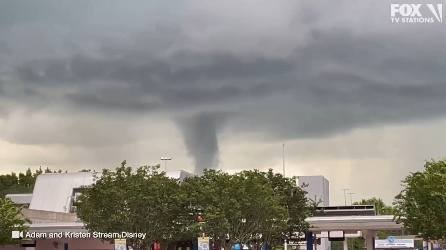 Watch this: Ominous 'scud cloud' spotted at Disney's EPCOT theme park ...