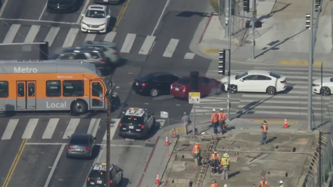 Police chase: Possible murder suspect taken into custody after wild pursuit through South LA ...